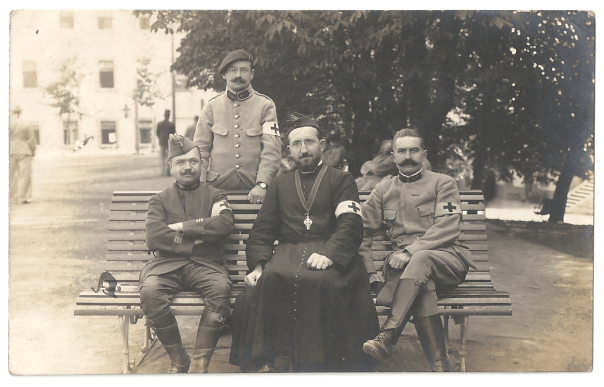 France | The Chaplain Kit